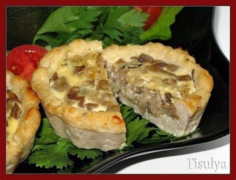Ингредиенты: Куриное мясо или фарш — 500 г Грибы — 300 г Сыр твердый ...