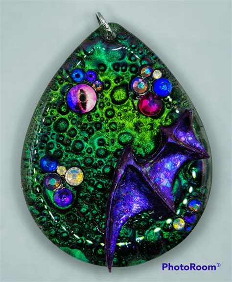 Dragon Scale Bubble Effect Resin Pendants Rresincasting