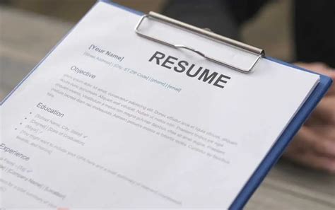 How To Write A Resume For Internship Template And Example