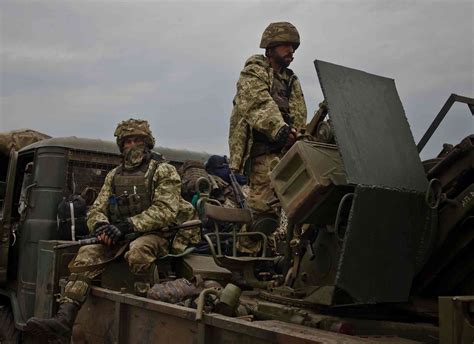 На Донбасі ЗСУ відбили 7 ворожих атак знищено майже 30 одиниць техніки окупантів