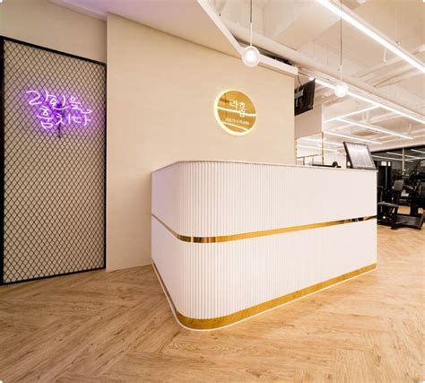 Pt샵 기구 필라테스인테리어 공사현장 인테리어 디자인 공사 비용견적 중개플랫폼 Interior Wall Design Wall Design Interior Walls