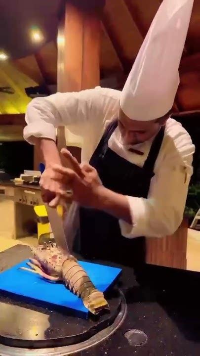 How To Cut Lobster පොකිරිස්සන් කපන විදිහ Chef Testy Lobster Youtube