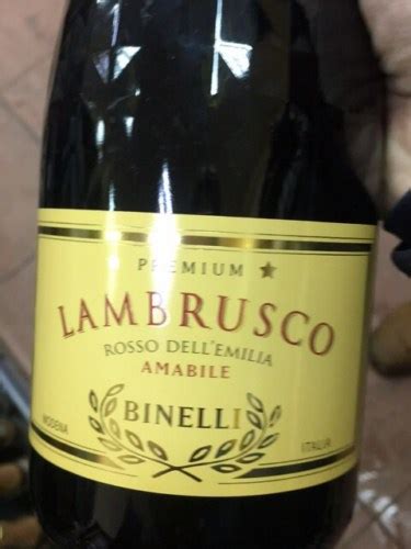 Mastro Binelli Premium Lambrusco Rosso dell'Emilia Amabile | Vivino US