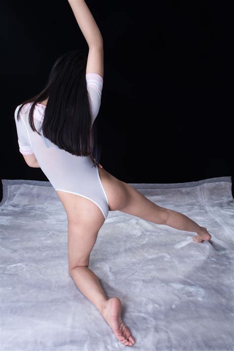 Nude Photo Set Of Chinese Model Du Du