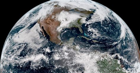New Noaa Weather Satellite Delivers Its First Stunning Views Of Earth Cnet