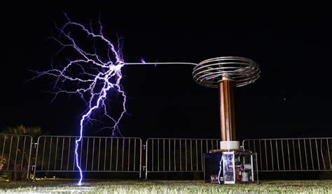 Teslina Zavojnica Teslin Transformator Musical Tesla Coil