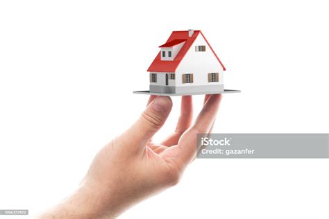 3d 렌더링 부동산 투자 개념입니다 새로운 가정을 구매 하는 돈을 절약 구입 임대 아파트 모기지와 주택에 대 한 세금 속성 손에 대한 스톡 사진 및 기타 이미지 Istock