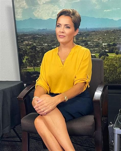 Kari Lake Vorwahl Exclusive Bikini Clad Kari Lake Swaps Mar A Lago