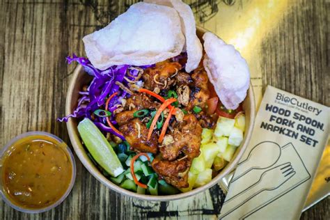 Moam Poke And Acai Refreshing Asian Fusion Poke Bowls Miss Tam Chiak