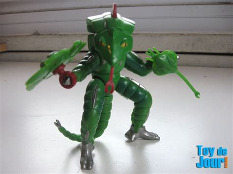 Toydejour Toy Reviews Daily Ish Daily Shot 167 Pythor Power Rangers Series 2 Alien