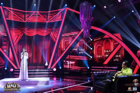 ไมค์ทองคำ [📸แชะรูปโชว์] โชว์ เพลง เขียนฝันไว้ข้างฝา