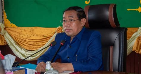 អភិបាលខេត្តតាកែវណែនាំអភិបាលក្រុង ស្រុក ត្រូវជំរុញការងារចាក់វ៉ាក់សាំងដូសទី៣ ដូសជំរុញ