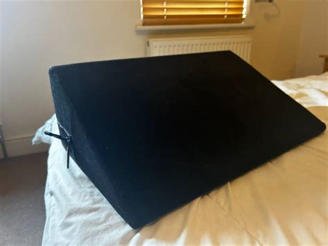DOMINIX Deluxe Sex Position Wedge Review Tried Tested
