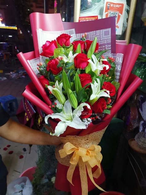 해외꽃배달 중국 심천shenzhen China에 배송된 꽃다발과 케이크입니다~ 네이버 블로그