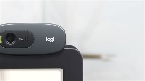 Logitech C HD Webcam P Video With Noise Reducing Mic