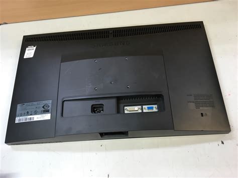 SyncMaster, Samsung EX2220, 21.5” Widescreen LCD Display, Appears to ...