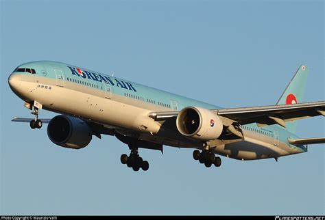 Hl8217 Korean Air Boeing 777 3b5er Photo By Maurizio Valli Id 707410