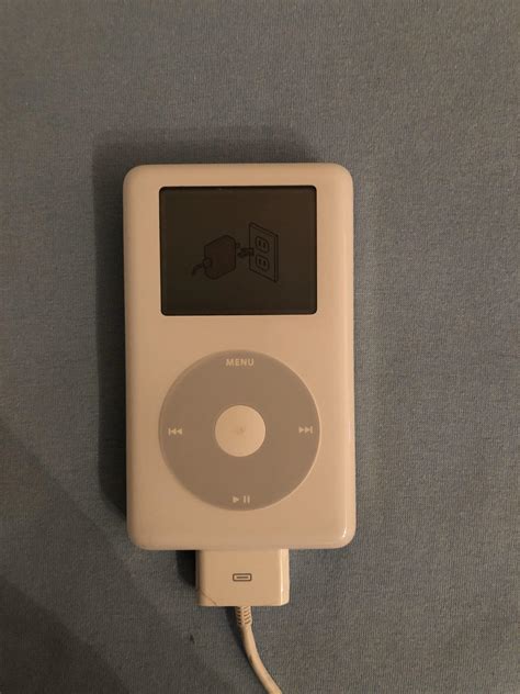 Guess Who Didnt Know That You Needed A Firewire Cable To Finish Setting Up A 4th Gen Classic