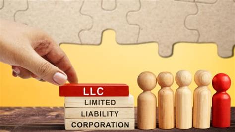 Is There A Comma Before LLC ZenBusiness