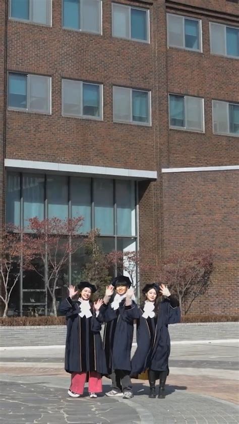 한국방송통신대학교 공식 인스타그램 Ai활용 역량 강화 프로그램 협력 간담회 개최 2월 26일 수 마이크로소프트에서 아시아 지역 총괄 디렉터 캐롤라인 맥그라쓰가