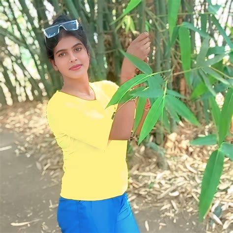 Logitech G Drop Your Colors In The Comments Below 😎 Playneverends