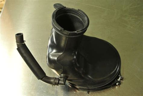 Find Suzuki Oem Drz400sm Air Boot W Inlet Tube 13881 29fb0 And 13891