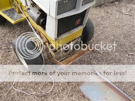 Swisher Bucket On A Cub Cadet Cub Cadet Collectors Dot Com