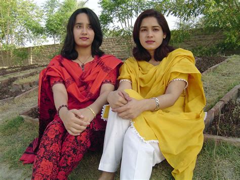 Indian Pakistani Girls Photo Local Girls Desi Girls Pictures Pakistani Desi Girls Photo