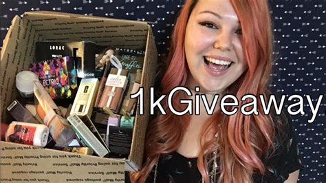 The Megan Marie Meganmarieblog Twitter