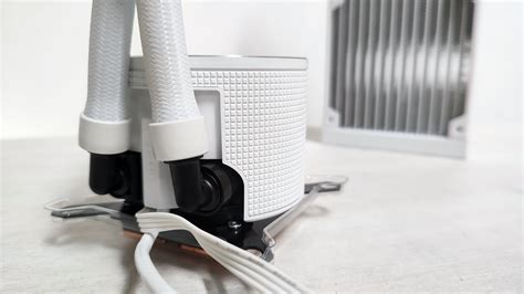 Rog Ryuo Iii 240 Argb White Edition Review