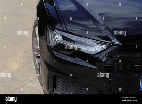 Daytime Running Lights Hi Res Stock Photography And Images Alamy