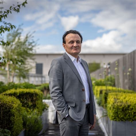 Almost A Fifth Of Ftse 100 Chief Executives Live Outside The Uk
