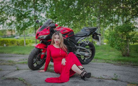 Обои Мотоциклы Мото с девушкой обои для рабочего стола фотографии