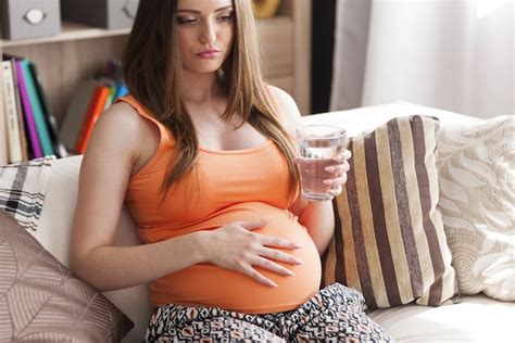 Common Prenatal Vitamin Side Effects And How To Treat Them