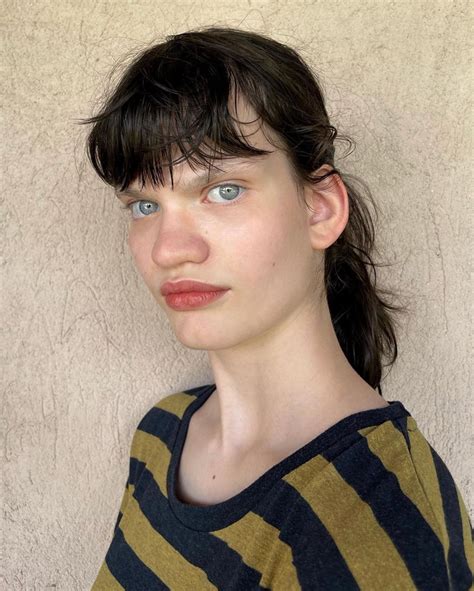 13 Unique Fashion Models Who Are Making Waves In The Modelling World Now Ive Seen Everything