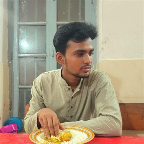 চেষ্টা চালিয়ে যান আজ না হয় কাল সফল আপনিও হবেন স্বপ্নবাজ Dreamer Facebook