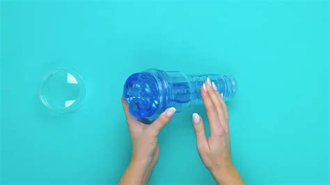 Мастурбатор с имитацией минета Fleshlight Turbo Thrust - YouTube