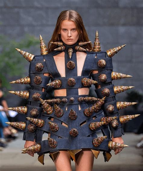 Spiky Lady Rmisc