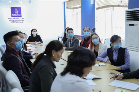 СУДАЛГАА Эцэг эхчүүдийн 95 хувь нь теле хичээл үзэж хүүхдэдээ дэмжлэг үзүүлдэг хэмээжээ