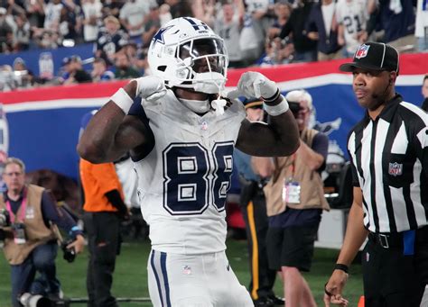 Ceedee Lamb Fantasy Hub Week 8 Injury Update Startsit Advice