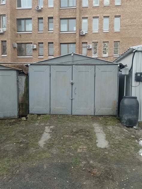 Сдам в аренду гараж в гаражном кооперативе на Лукьяновке 1 500 грн Аренда гаражей парковок