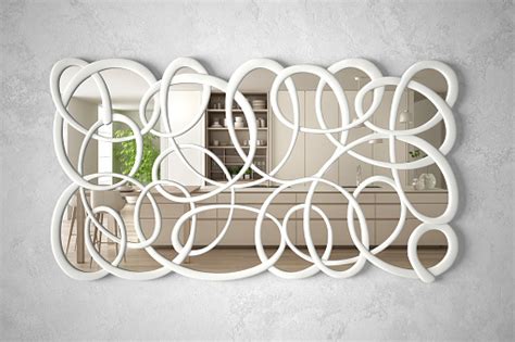 현대 트위스트 모양 거울 인테리어 디자인 장면 밝은 흰색과 나무 부엌 미니멀리스트 흰색 건축 건축가 디자이너 개념 아이디어를 반영 하는 벽에 매달려 0명에 대한 스톡 사진