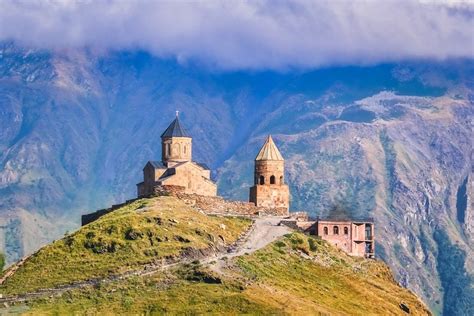 9 Best Things To Do In Kazbegi Georgia Atlas And Boots