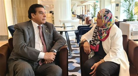 Raja Pervez Ashraf Holds Meetings With Kaleed Rasheed Salma Zahid