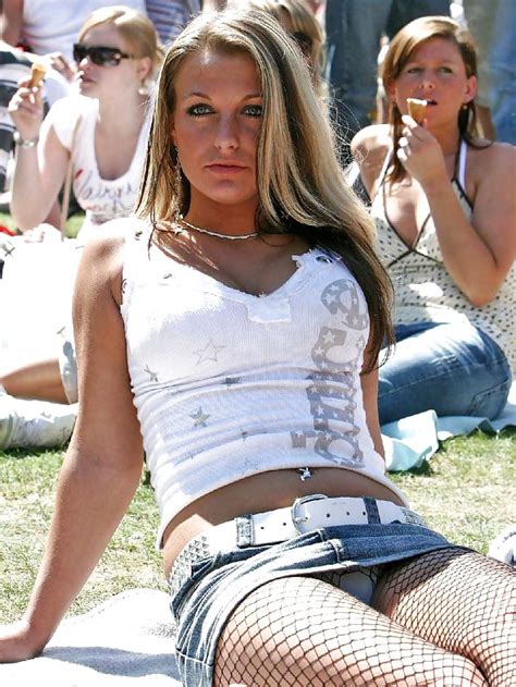 Street View By Voyeur Troc Porn Pictures Xxx Photos Sex Images