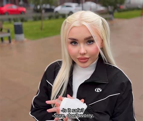 Cute Stranger From The Street Is A Scammer Gives A Course And Treats