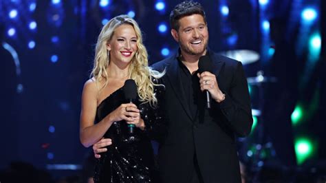 Michael Bublé On Finding Hot Wife At Grocery Store