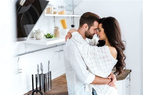 Patut Dicoba 5 Posisi Seks Untuk Wanita Yang Sulit Orgasme 2