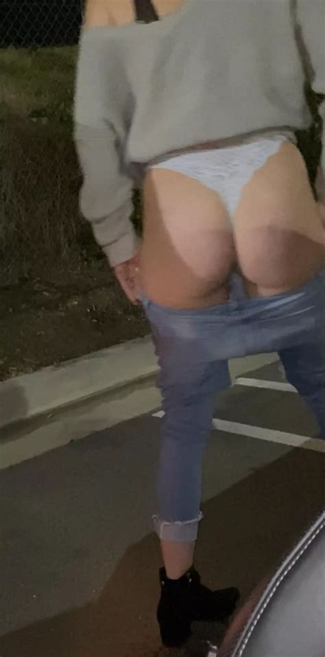 F Please Rate Me From Body Legs And Butt I Am Not An OF Or Webcam Im Posting This