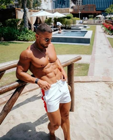 أنا والدامبل أصدقاء